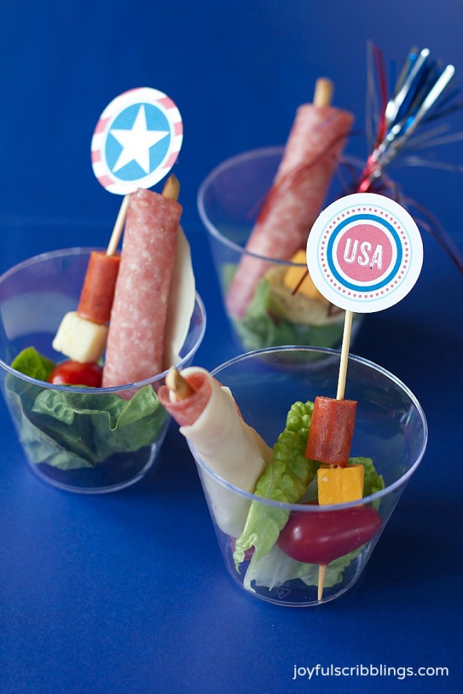 Easy Patriotic Antipasto for a Party - JOYFUL scribblings